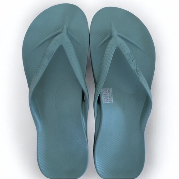 Archies | Shoes | Nwot Archies Unisex Flip Flops Olive Green Size M 3 ...